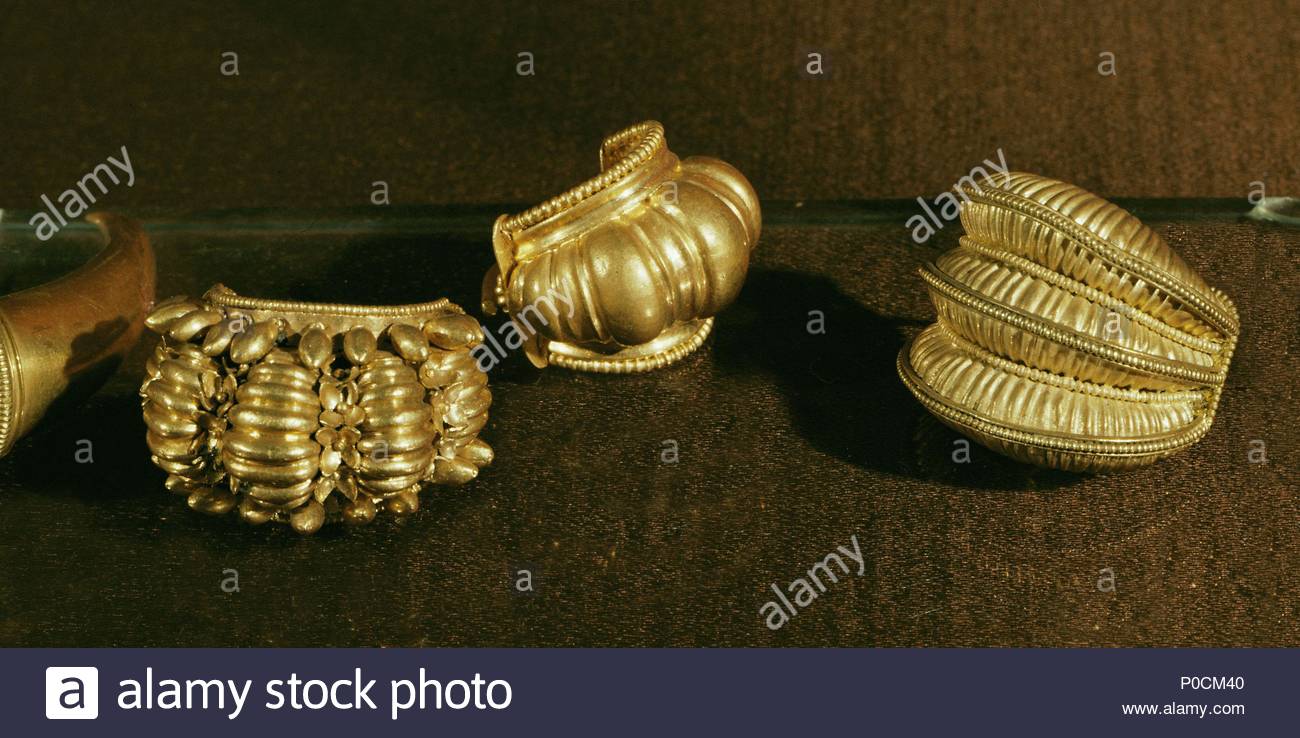Gold Jewellery Turkey Stock Photos & Gold Jewellery Turkey Stock Images ...
