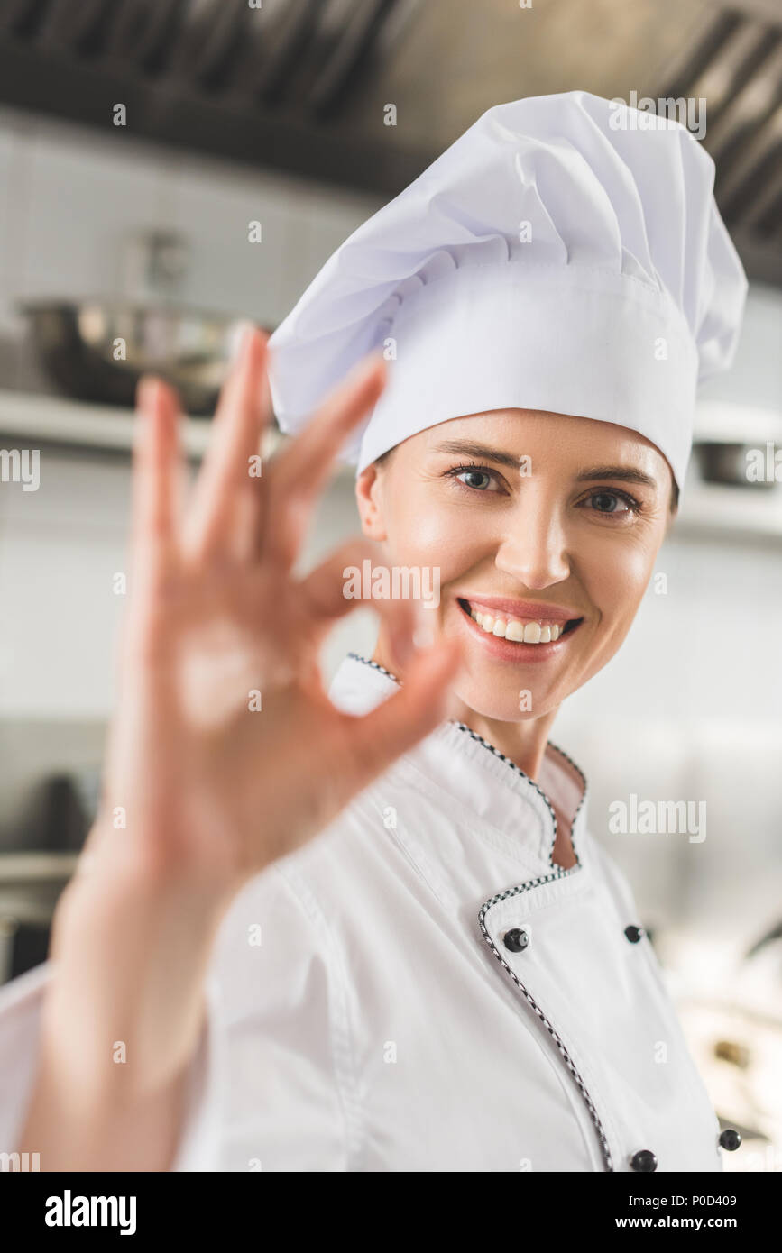 Chef showing okay sign hi-res stock photography and images - Alamy