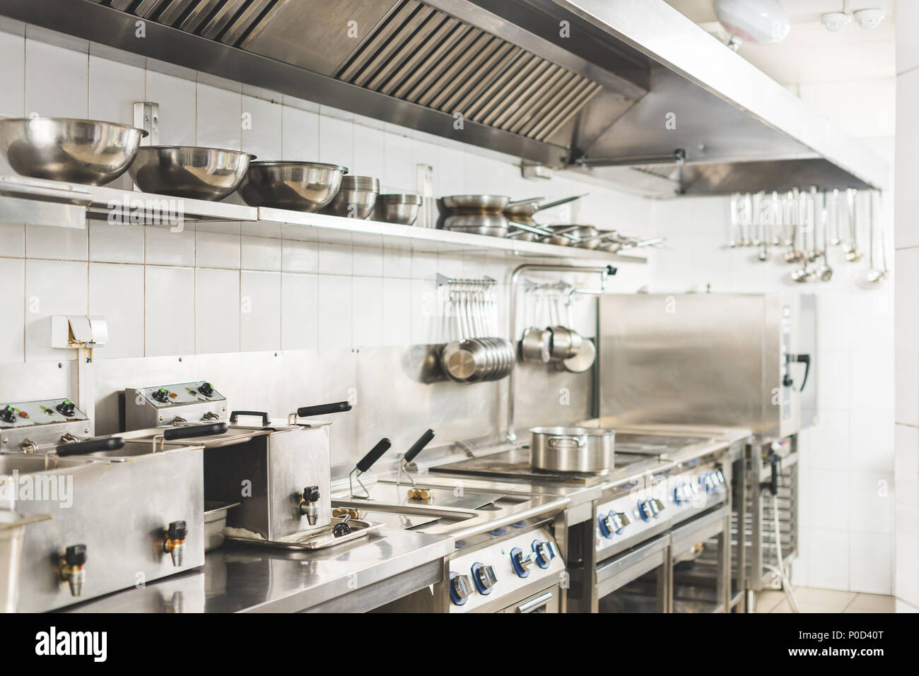 Restaurant kitchen interior hi-res stock photography and images - Alamy