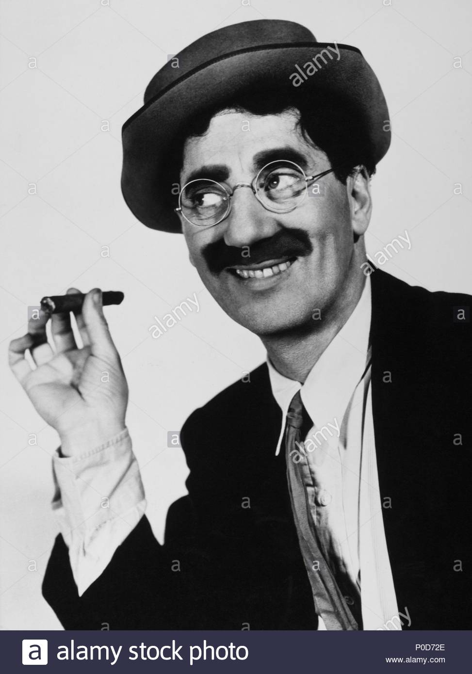 Groucho Marx Cigar Stock Photos & Groucho Marx Cigar Stock Images - Alamy