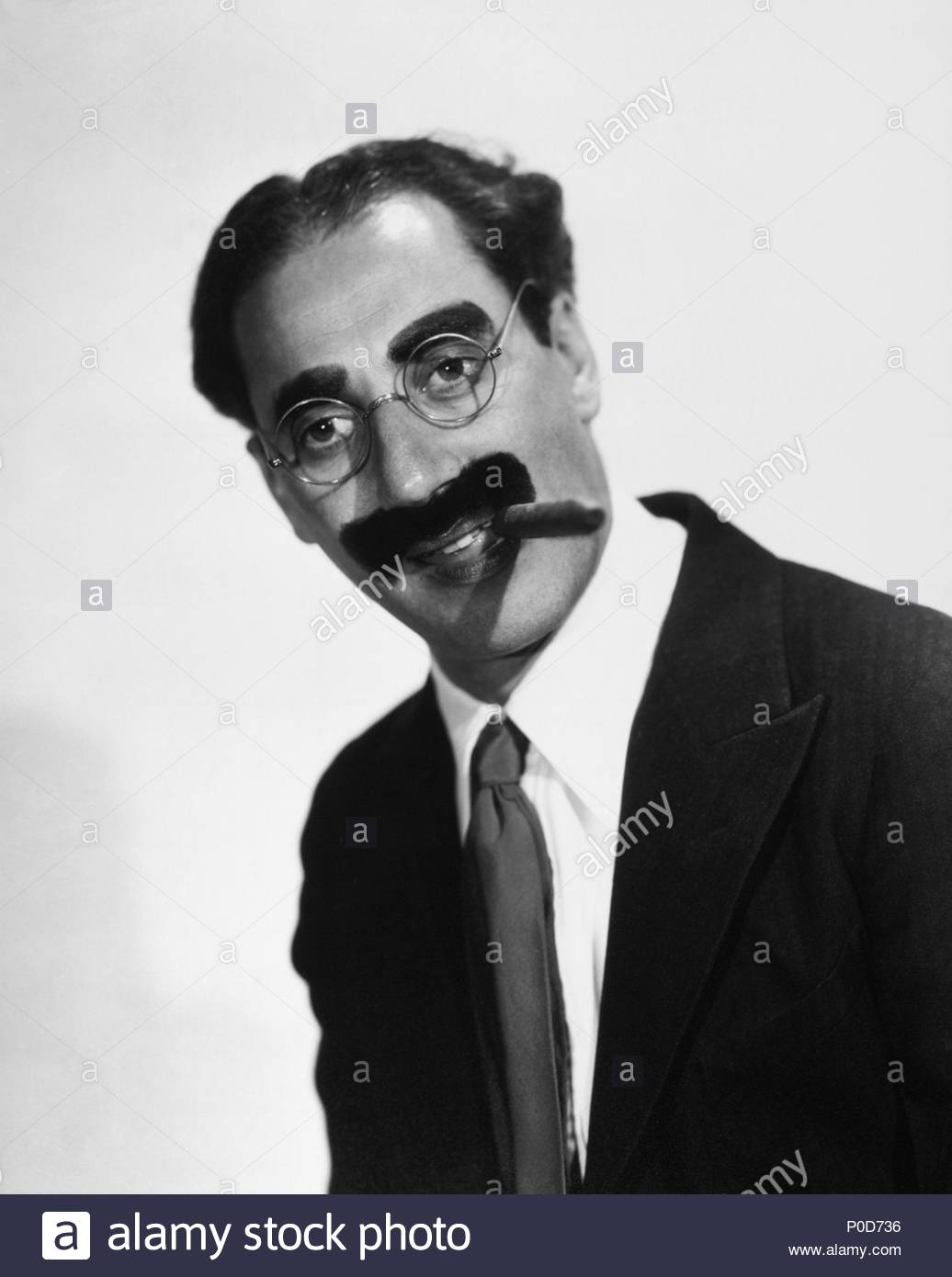 Groucho Marx Cigar Stock Photos & Groucho Marx Cigar Stock Images - Alamy
