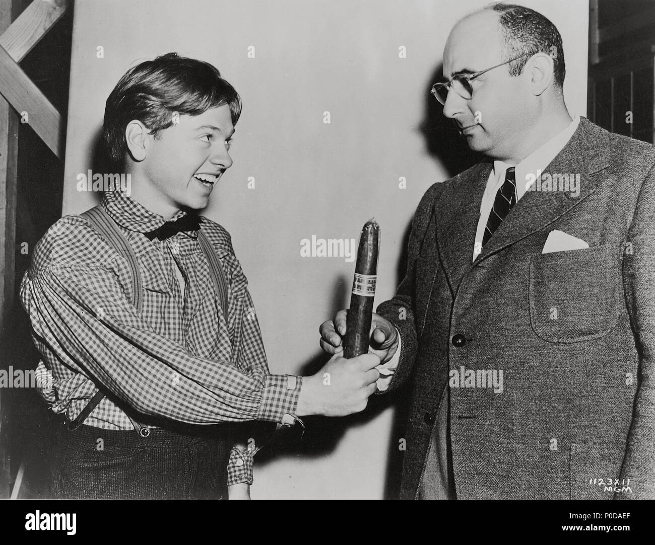 Original Film Title: YOUNG TOM EDISON. English Title: YOUNG TOM EDISON ...