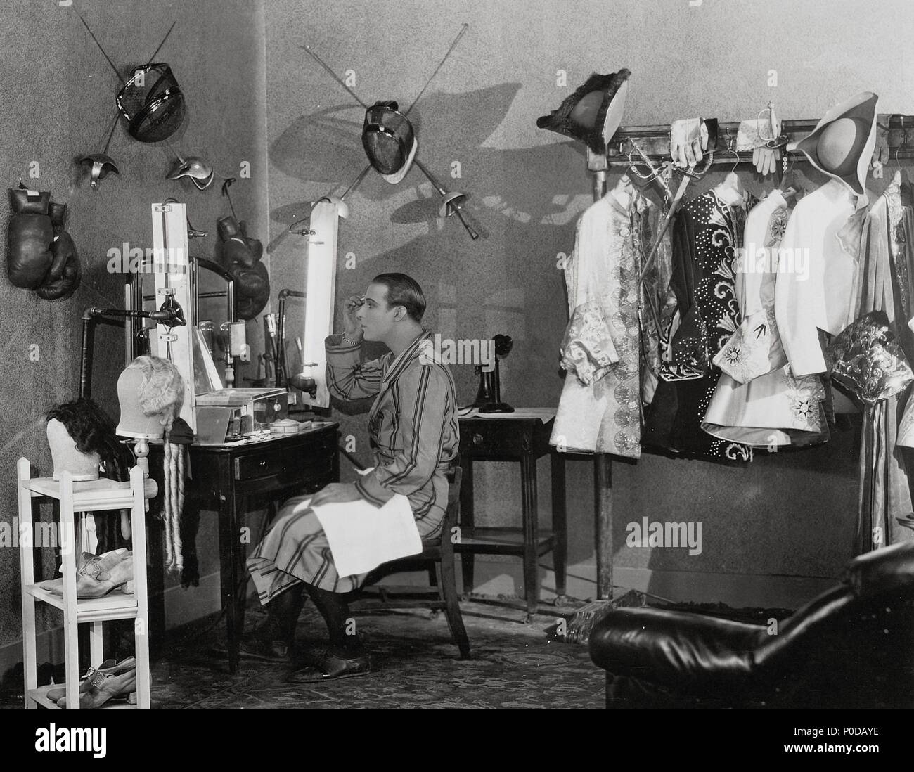 Monsieur beaucaire valentino hi-res stock photography and images - Alamy