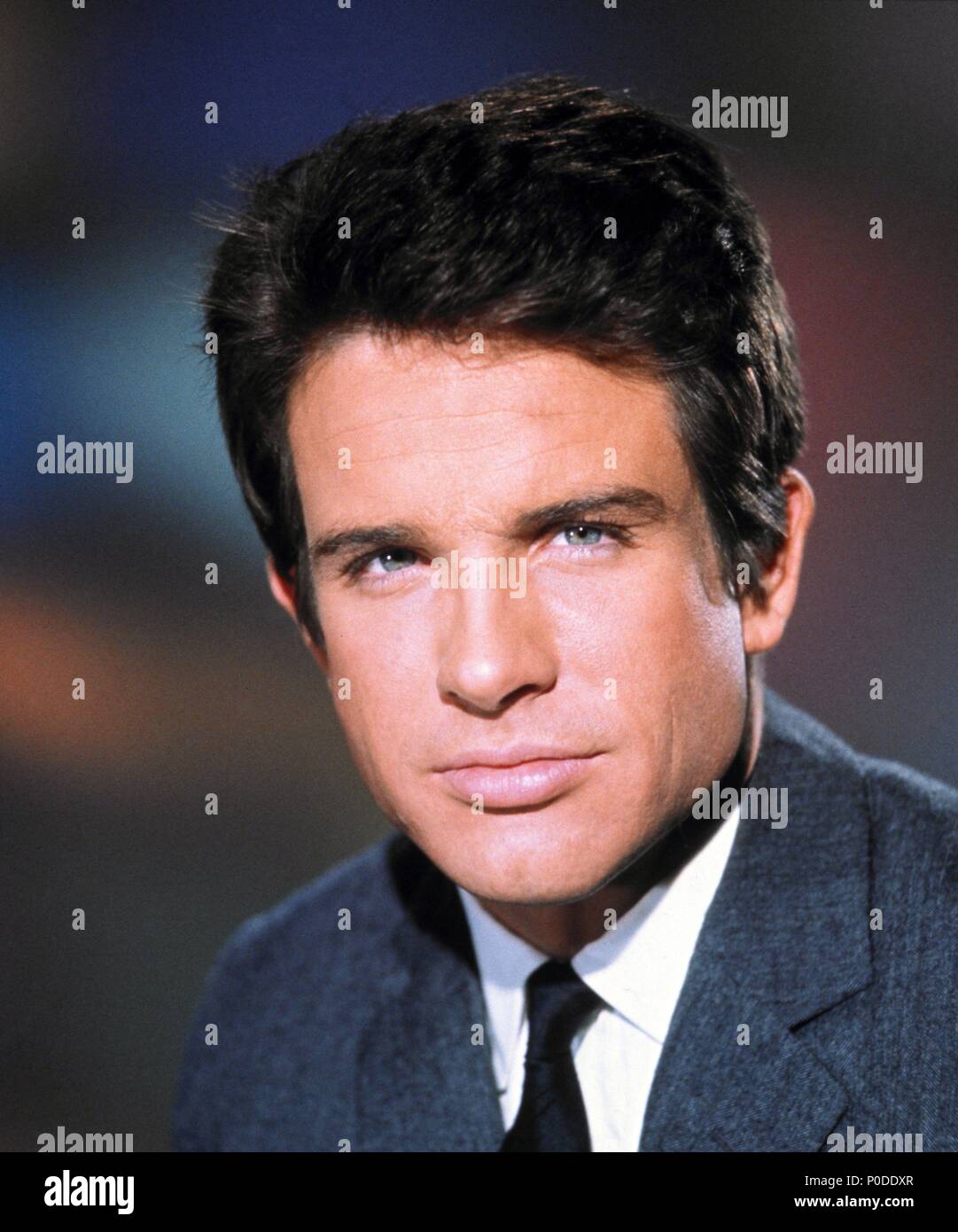 Portraits warren hi-res stock photography and images - Alamy