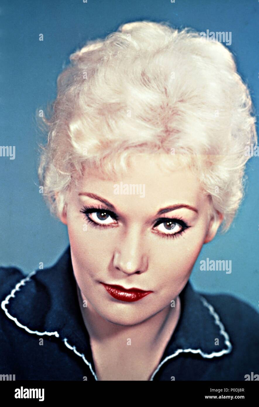 Stars: KIM NOVAK Stock Photo - Alamy