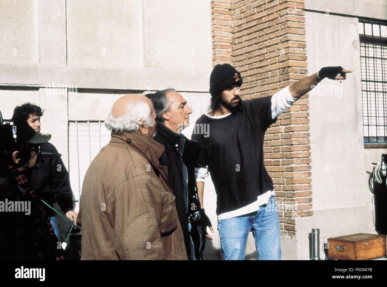 Original Film Title: BARRIO. English Title: BARRIO. Film Director: FERNANDO LEON DE ARANOA. Year ...