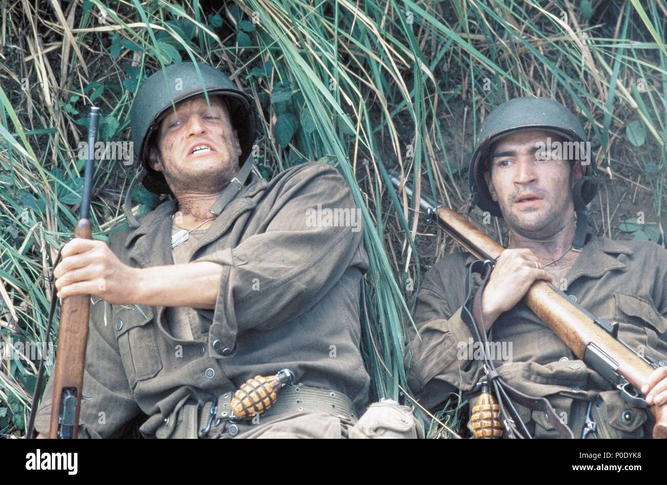 The thin red line woody harrelson hi-res stock photography and images ...