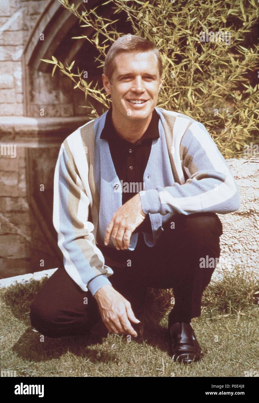 Stars: GEORGE PEPPARD Stock Photo - Alamy