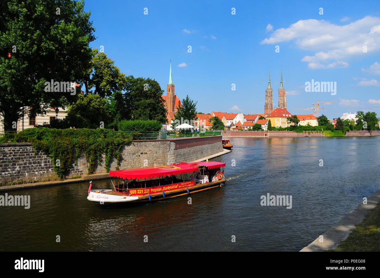 Cruises on the oder river in wroclaw hi-res stock photography and ...