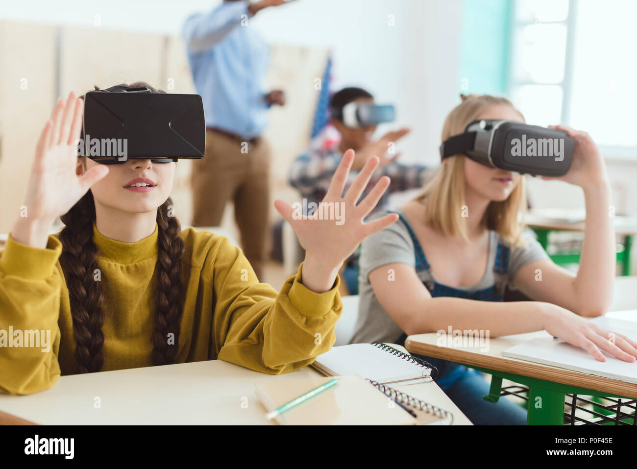 Teenage schoolgirls classroom hi-res stock photography and images - Alamy