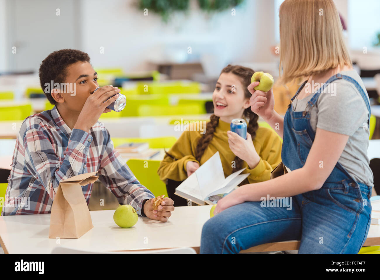 School canteen healthy food hi-res stock photography and images - Alamy