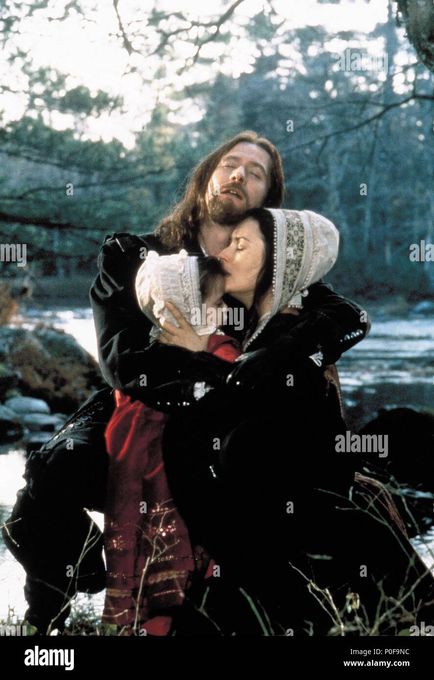 Demi moore scarlet letter 1995 hi-res stock photography and images - Alamy