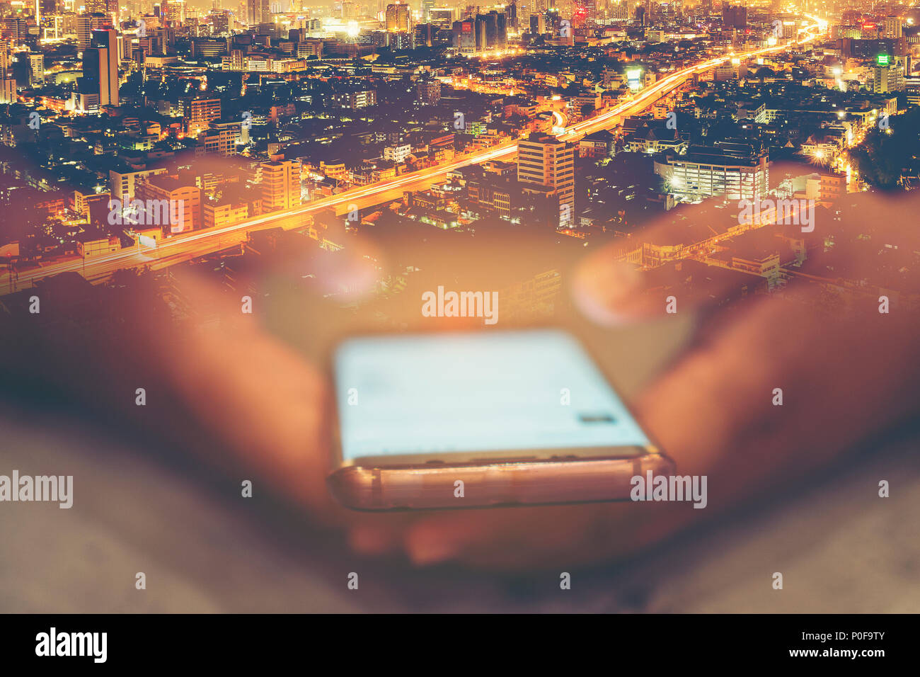 Asian business woman play phone hi-res stock photography and images - Alamy