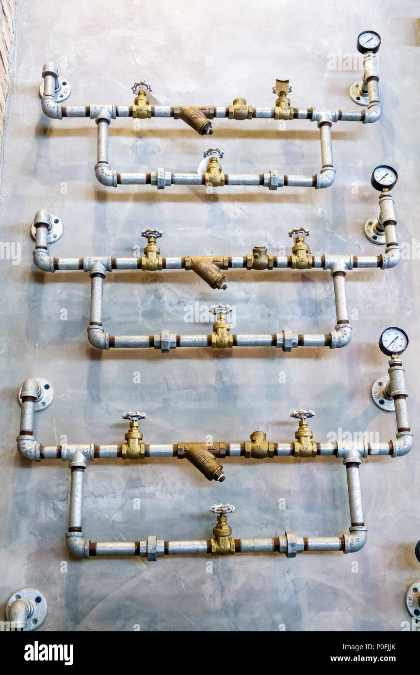 Industrial interior pipes hi-res stock photography and images - Alamy