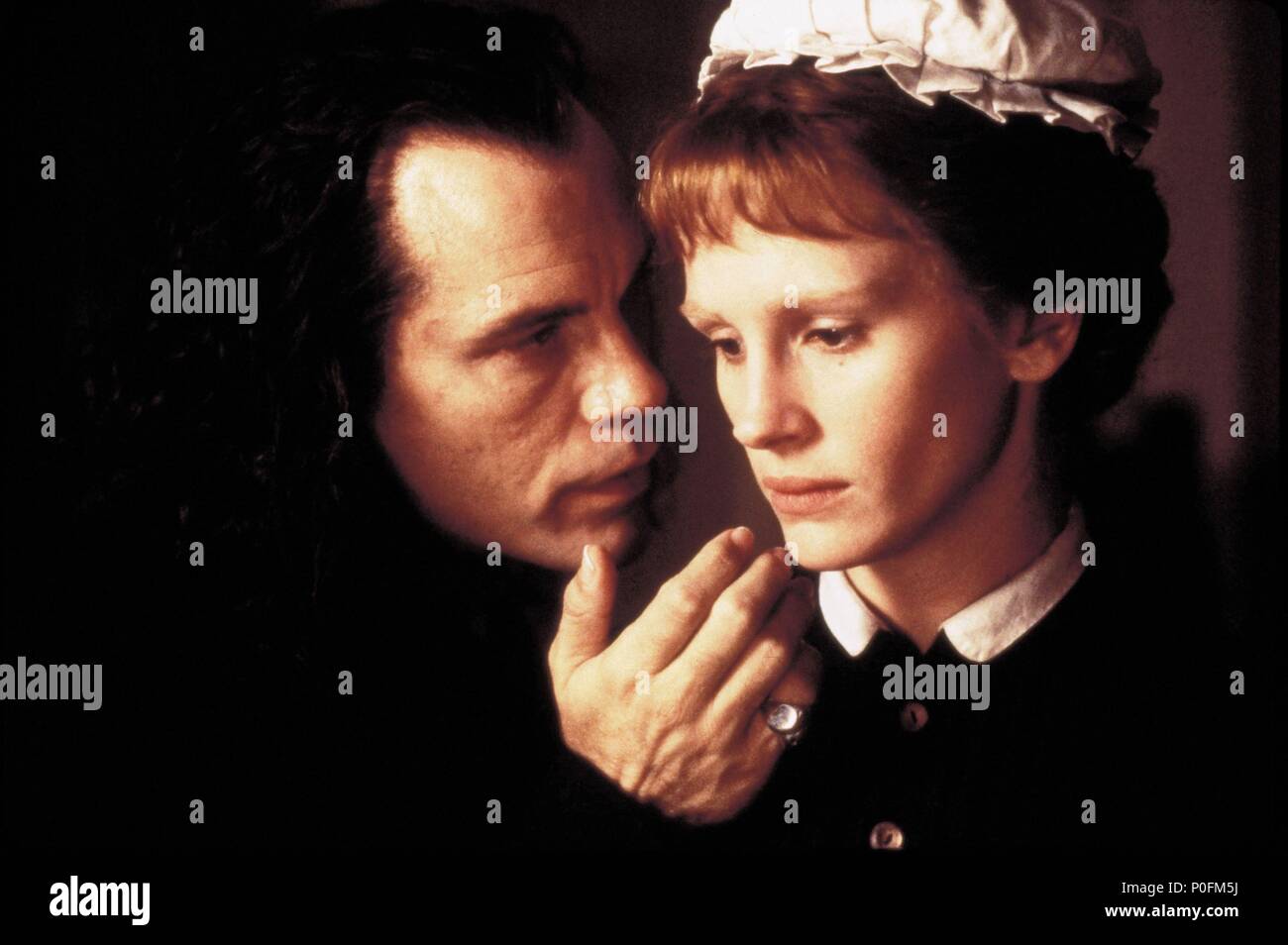 Julia roberts john malkovich mary hi-res stock photography and images ...