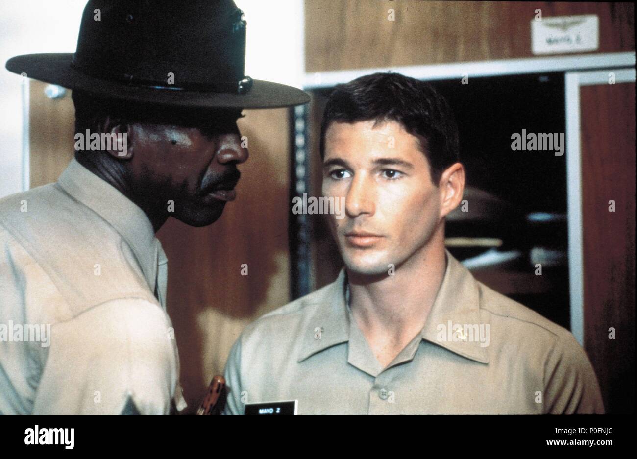 Richard gere louis gossett jr hi-res stock photography and images - Alamy
