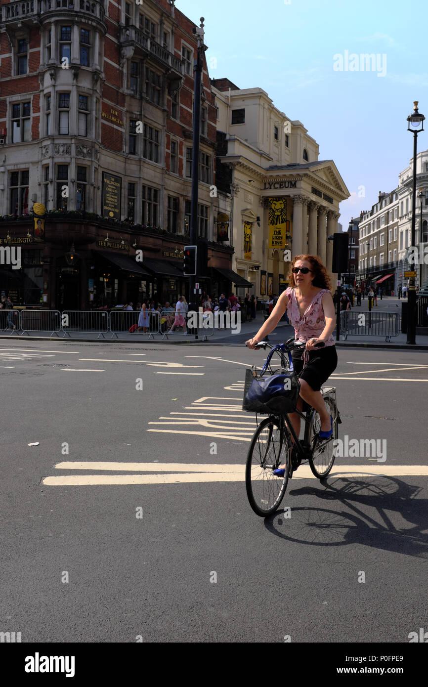 Cycling in London, England, UK Stock Photo - Alamy