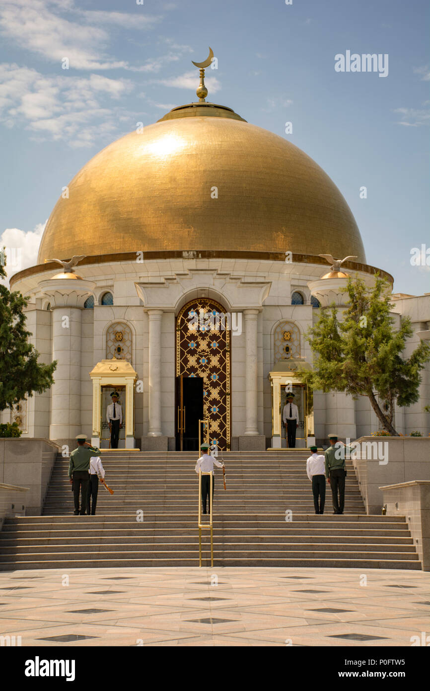 Mausoleum at Turkmenbashi Ruhy Mosque, Ashgabat, Turkmenistan Stock ... Mausoleum at Turkmenbashi Ruhy Mosque, Ashgabat, Turkmenistan Stock ...