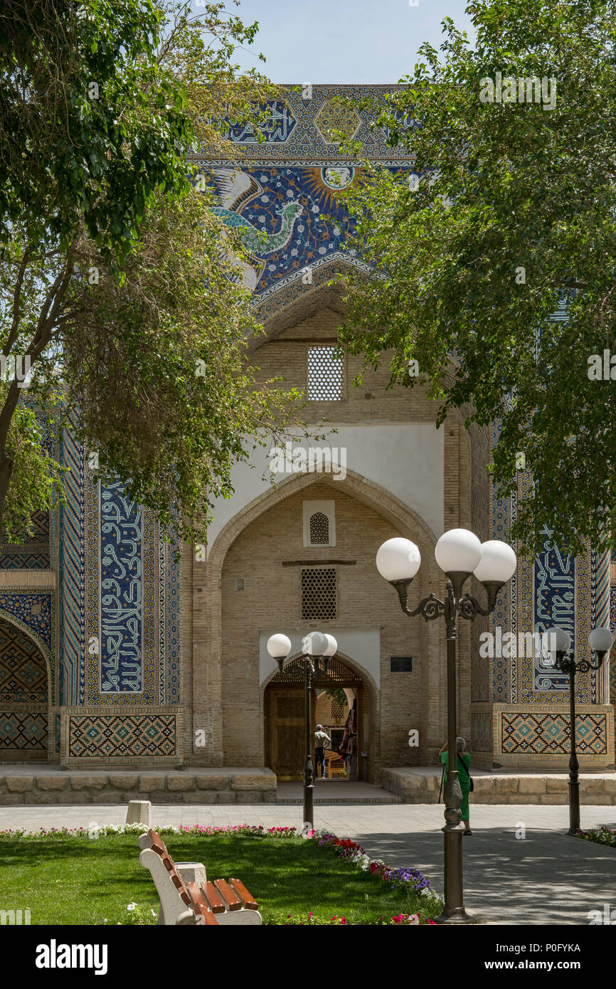 Nodir Devan-Begi Madrassah, Bukhara, Uzbekistan Stock Photo - Alamy