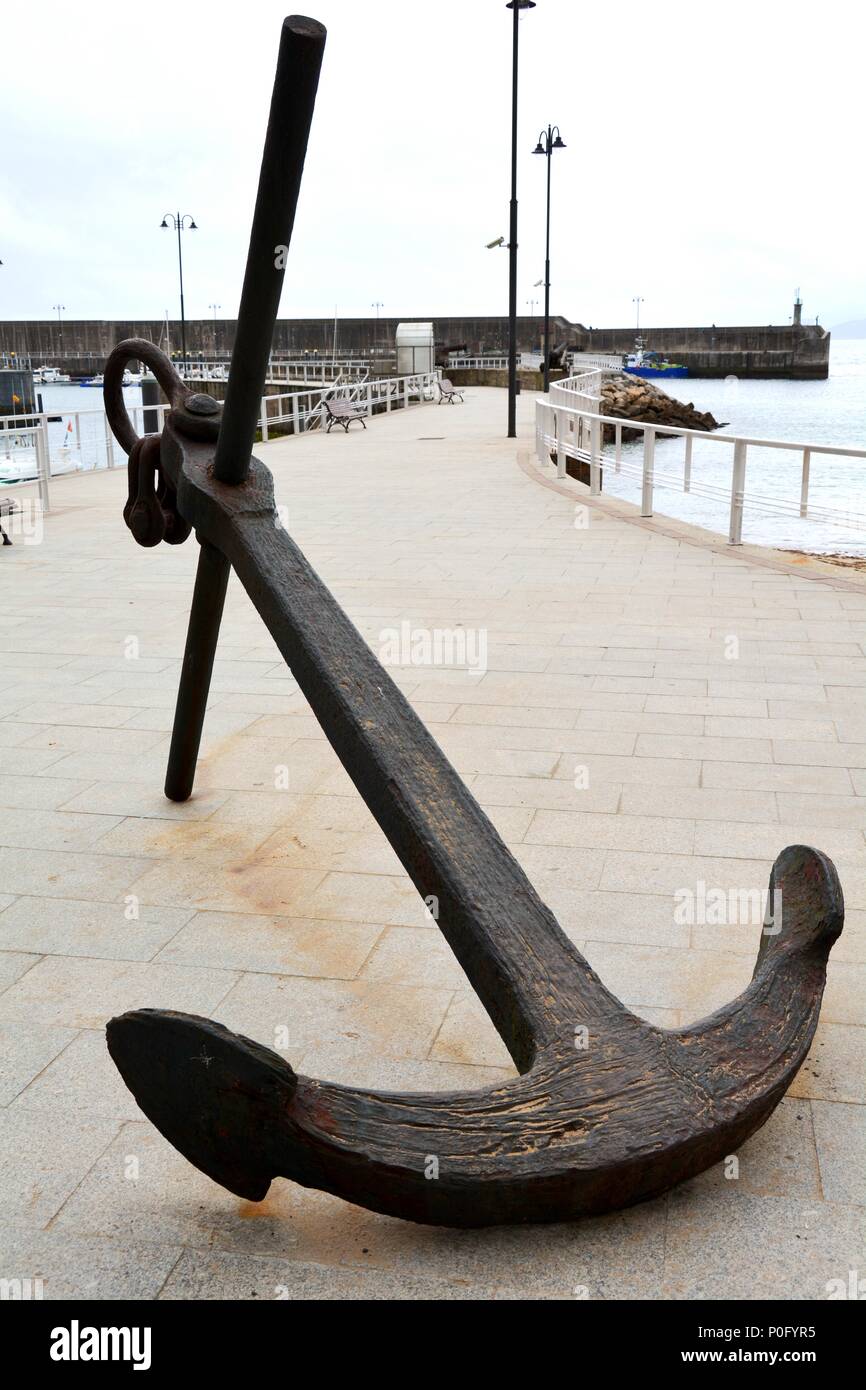 Seaport anchor hi-res stock photography and images - Alamy