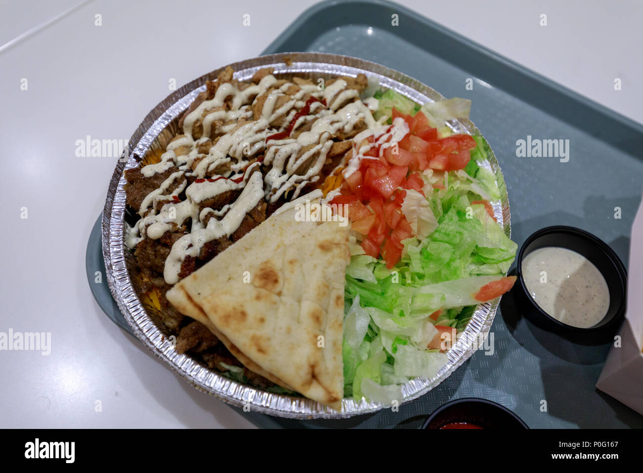 Halal gyro hi-res stock photography and images - Alamy