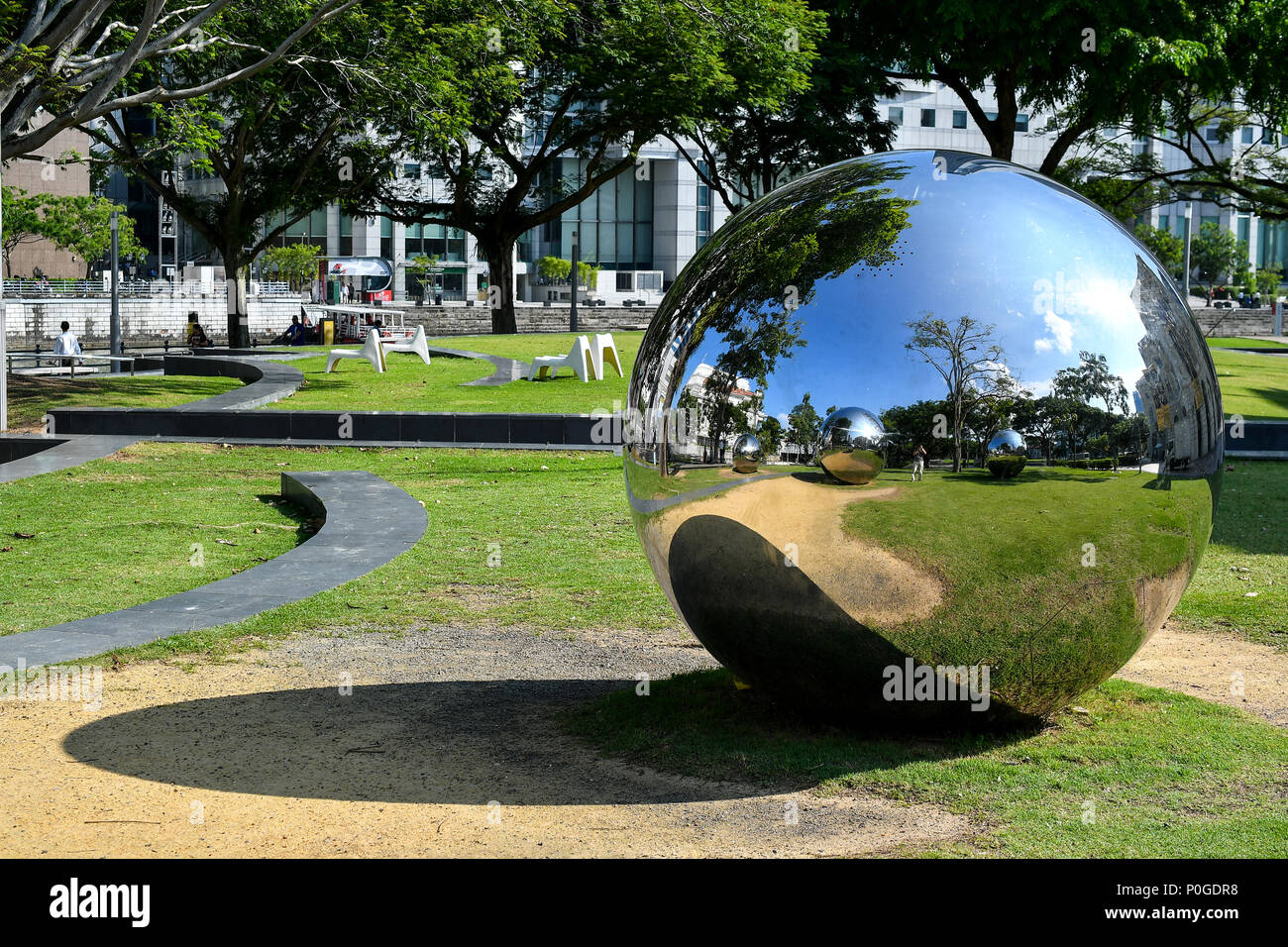 Silver ball structure hi-res stock photography and images - Alamy