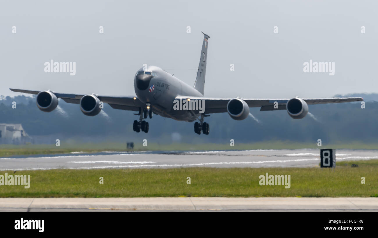 USAF KC-135 Stratotanker aircraft Stock Photo - Alamy
