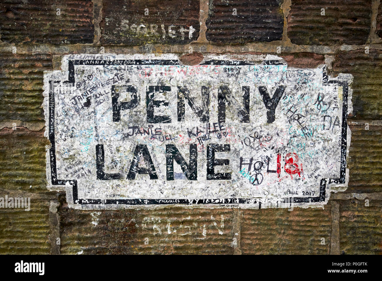 Penny lane liverpool hi-res stock photography and images - Alamy