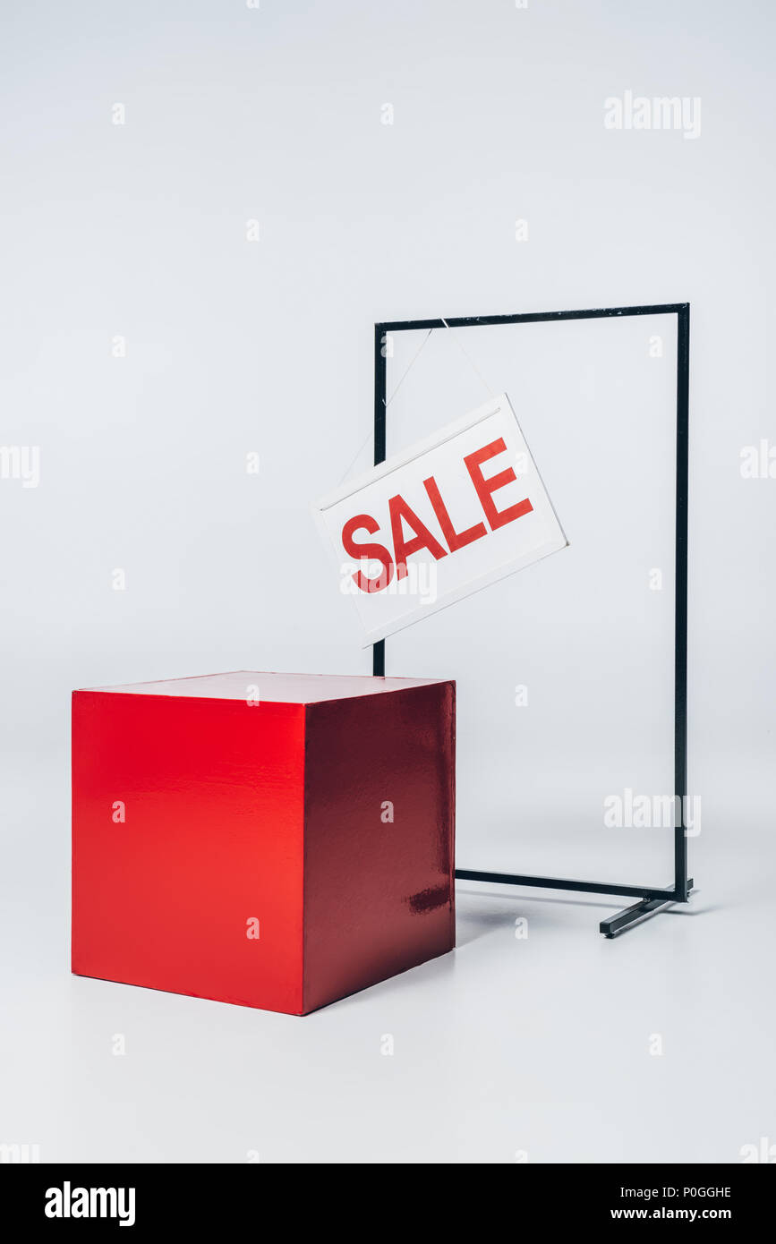 red cube, stand and sale sign, summer sale concept Stock Photo - Alamy