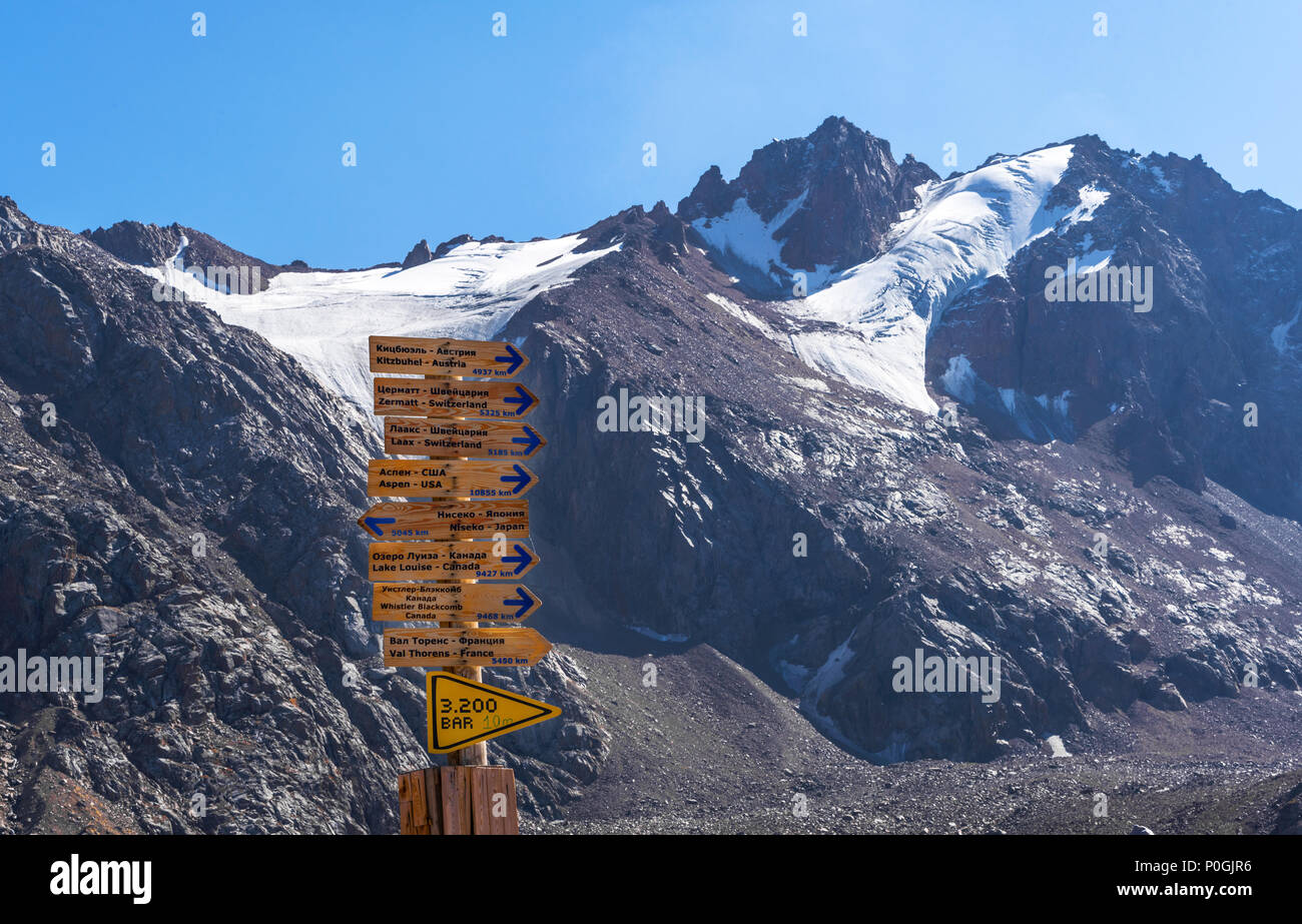 Talgar peak hi-res stock photography and images - Alamy