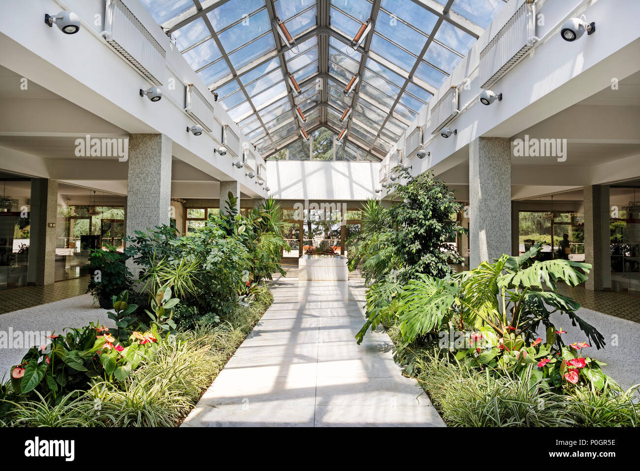 Josip broz tito tomb hi-res stock photography and images - Alamy
