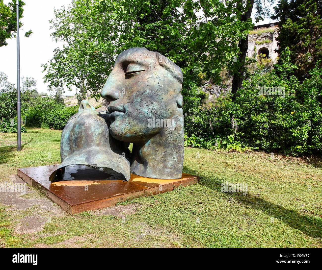 Pompeii sculpture hi-res stock photography and images - Alamy