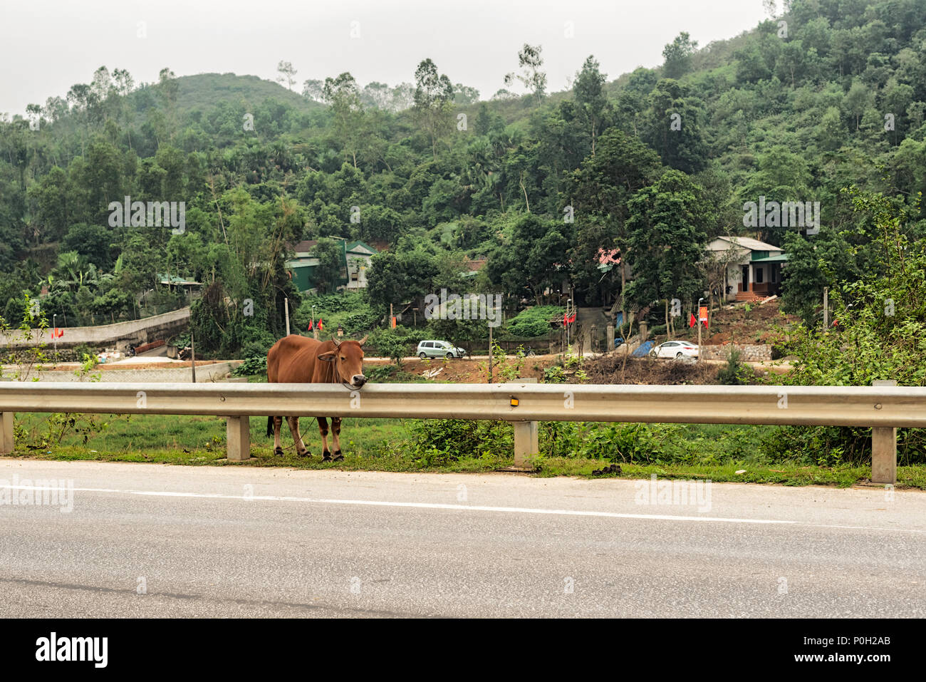 Over main road hi-res stock photography and images - Alamy