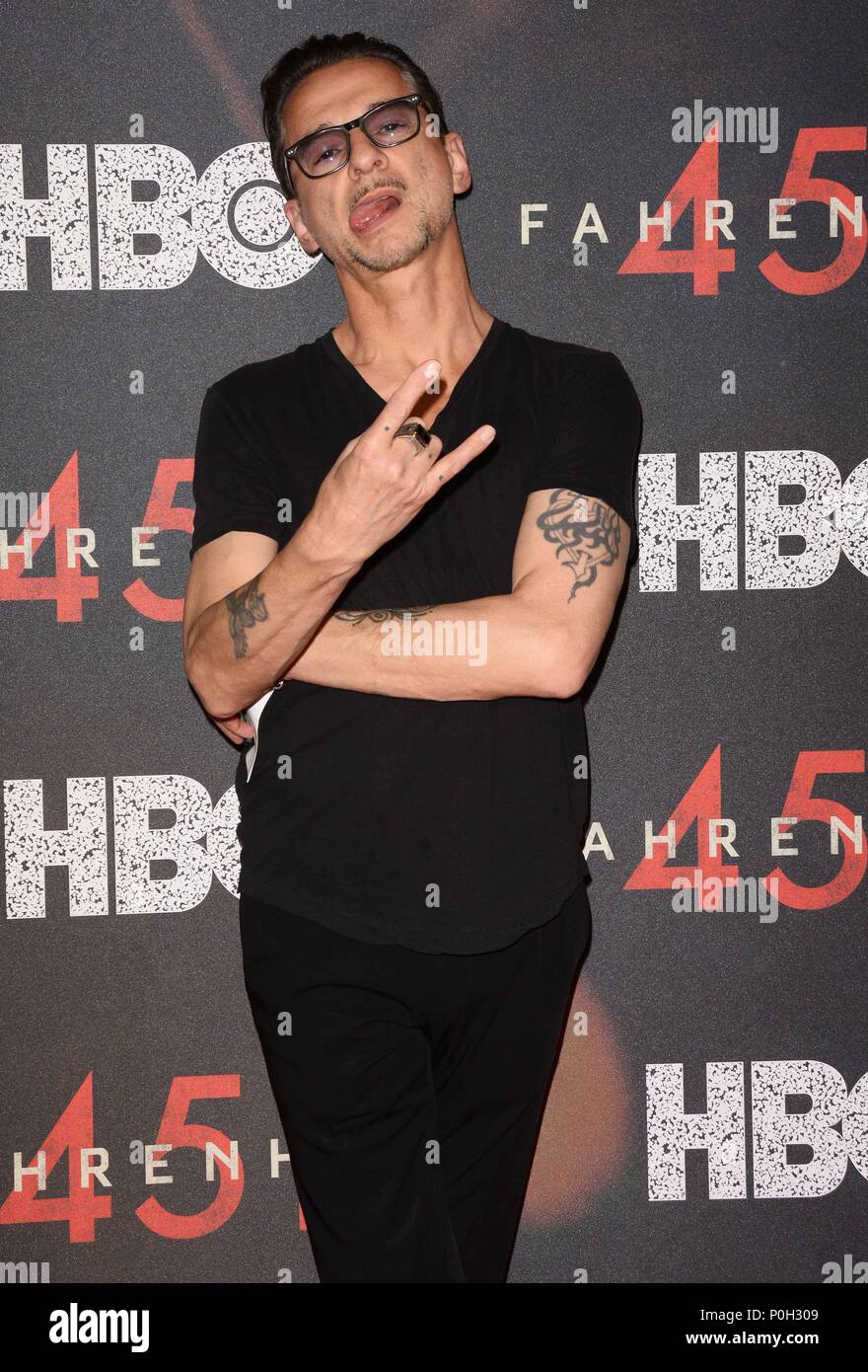 Dave gahan red carpet hi-res stock photography and images - Alamy