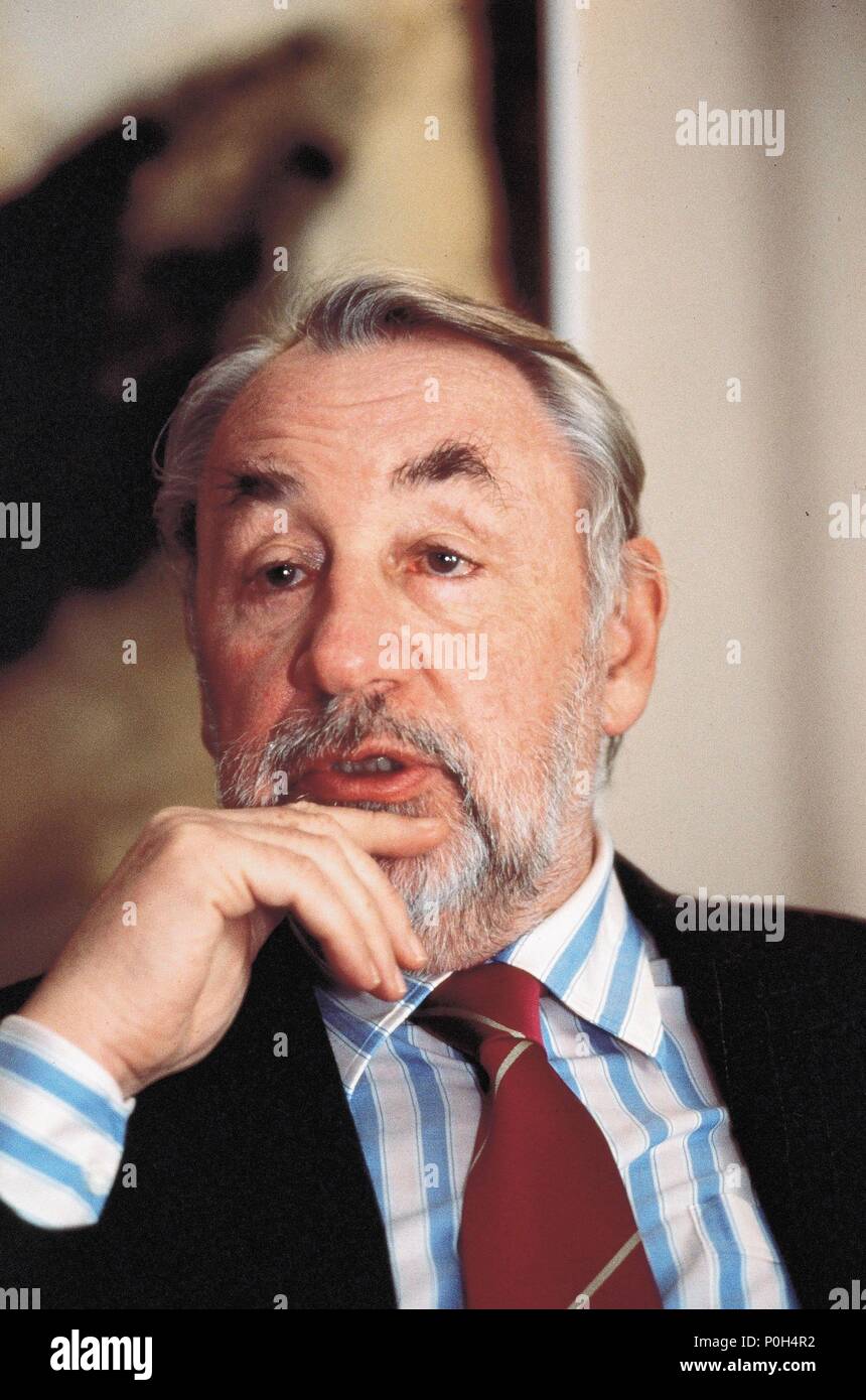Stars: PHILIPPE NOIRET Stock Photo - Alamy