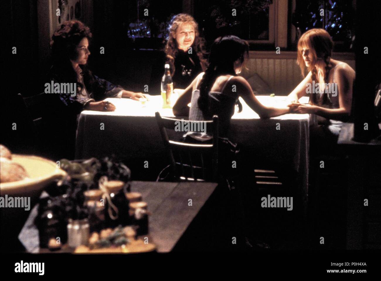 Practical magic bullock kidman hi-res stock photography and images - Alamy