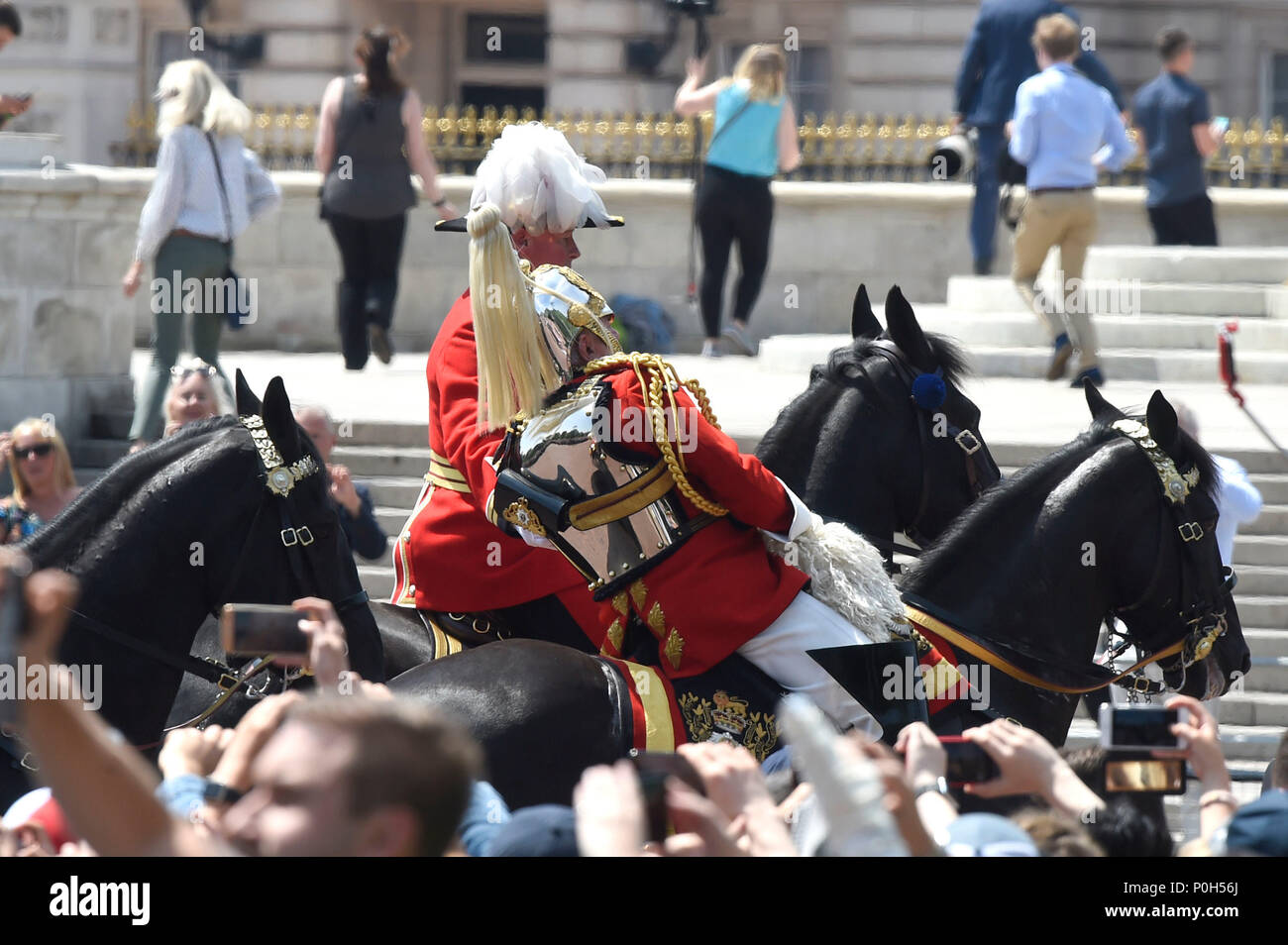 Lord Guthrie, former Chief of Defence Staff, 79, as he fell off his ...