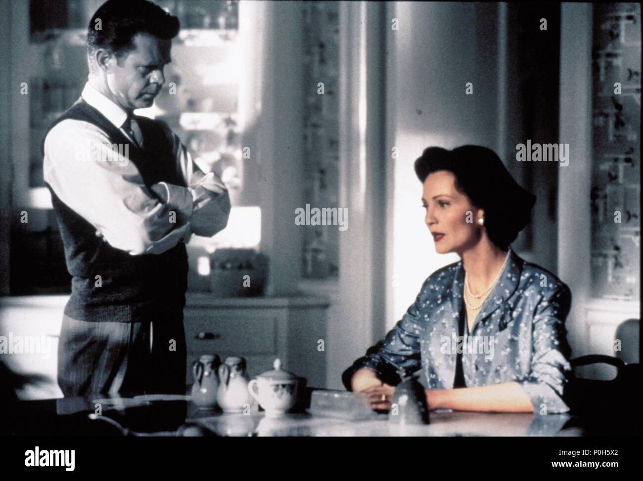 Original Film Title: PLEASANTVILLE. English Title: PLEASANTVILLE. Film ...