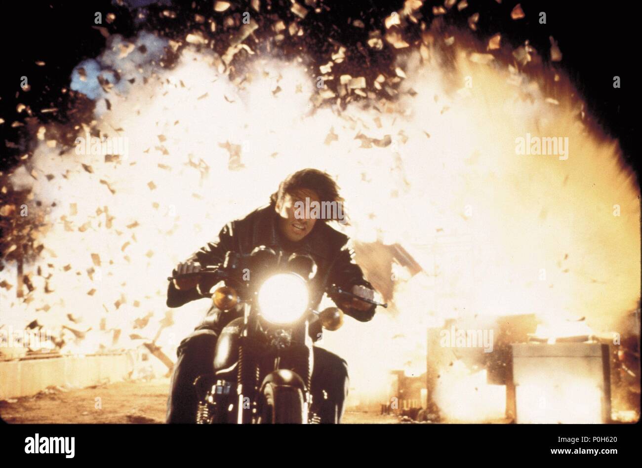 Original Film Title: CHAIN REACTION. English Title: CHAIN REACTION ...