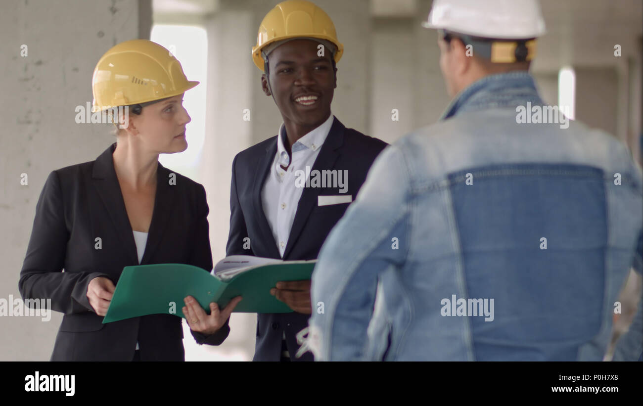 Engineer looking on project construction hi-res stock photography and ...