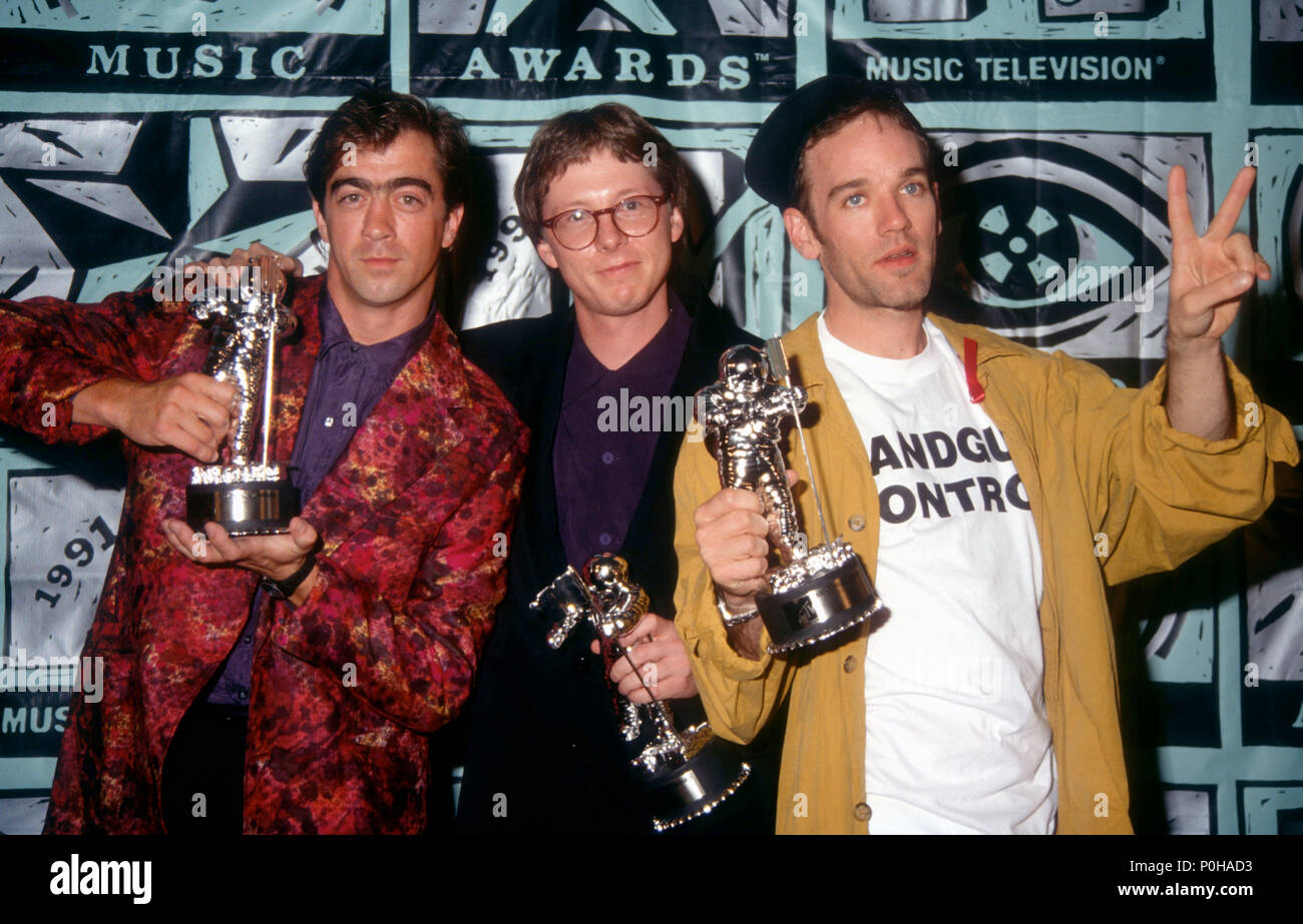 Rem and michael stipe and 1991 hi-res stock photography and images - Alamy