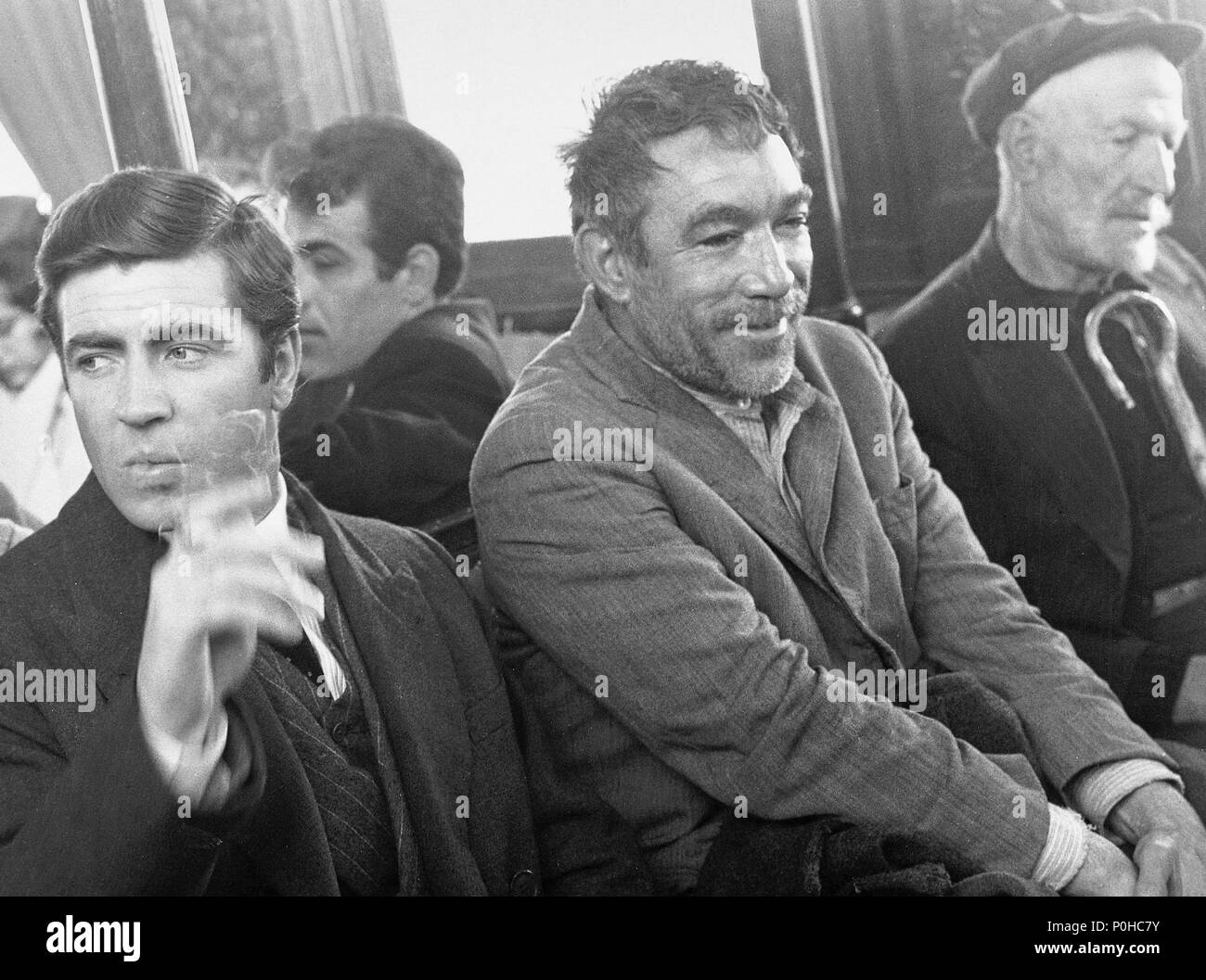 Zorba greek 1964 anthony quinn hi-res stock photography and images - Alamy