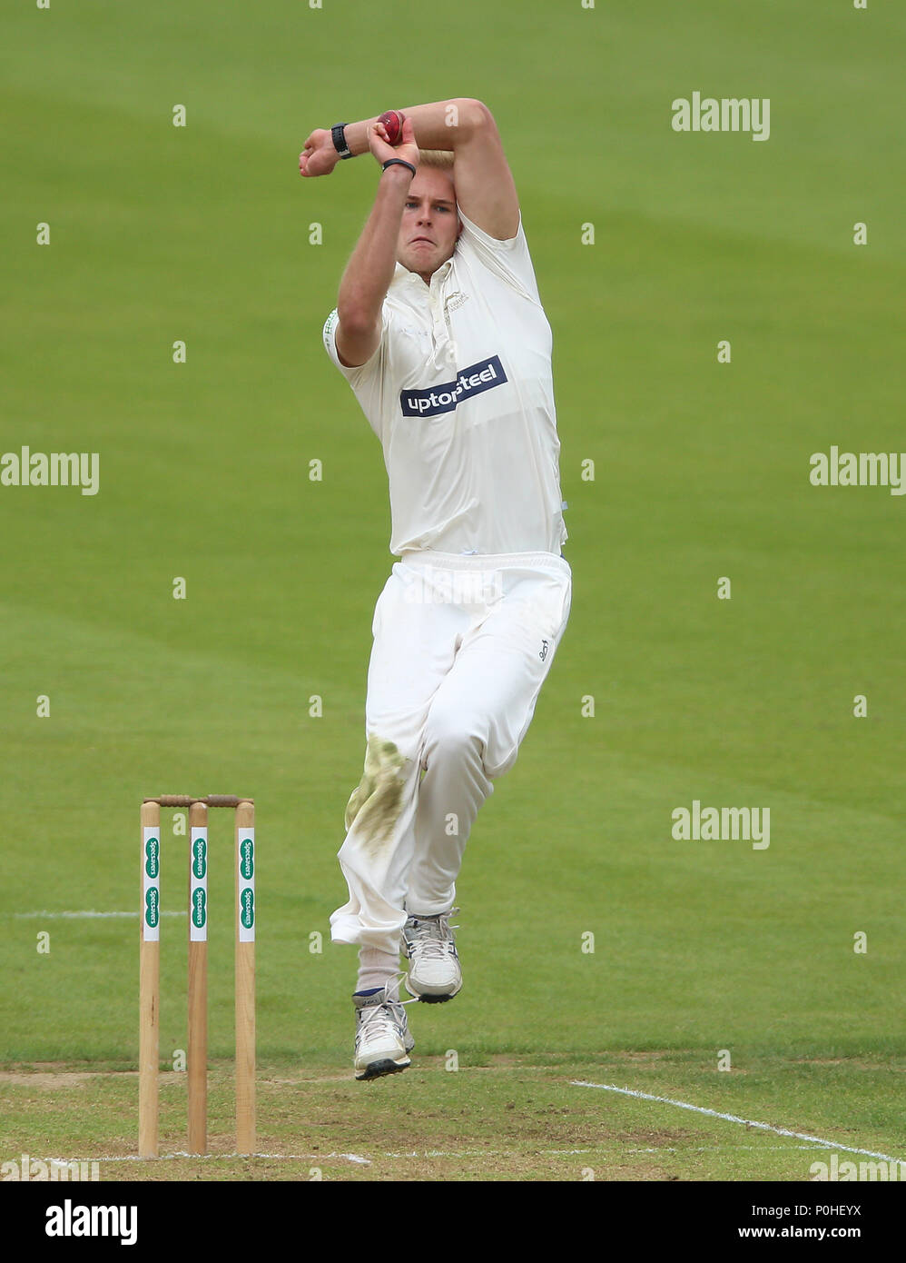 Leicestershire's Zak Chappell during day one of the Specsavers County ...