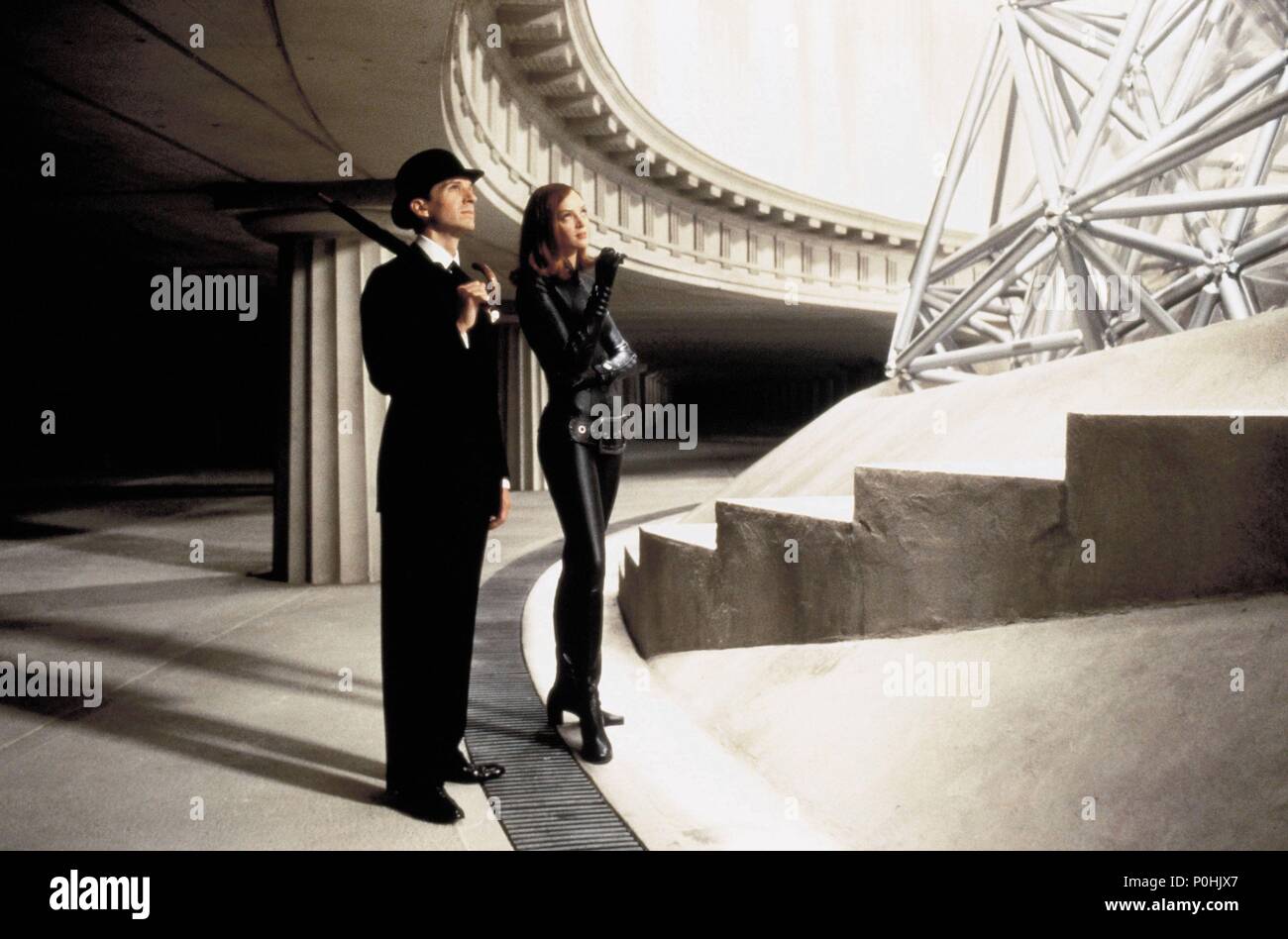 Uma thurman avengers 1998 hi-res stock photography and images - Alamy