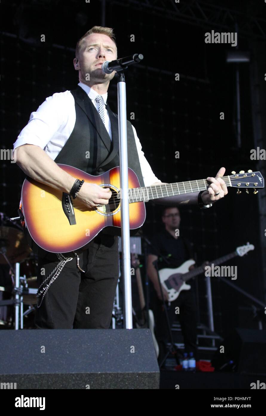 WIGAN,UK, RONAN KEATING @ HAIGH HALL CREDIT IAN FAIRBROTHER/ALAMY STOCK ...