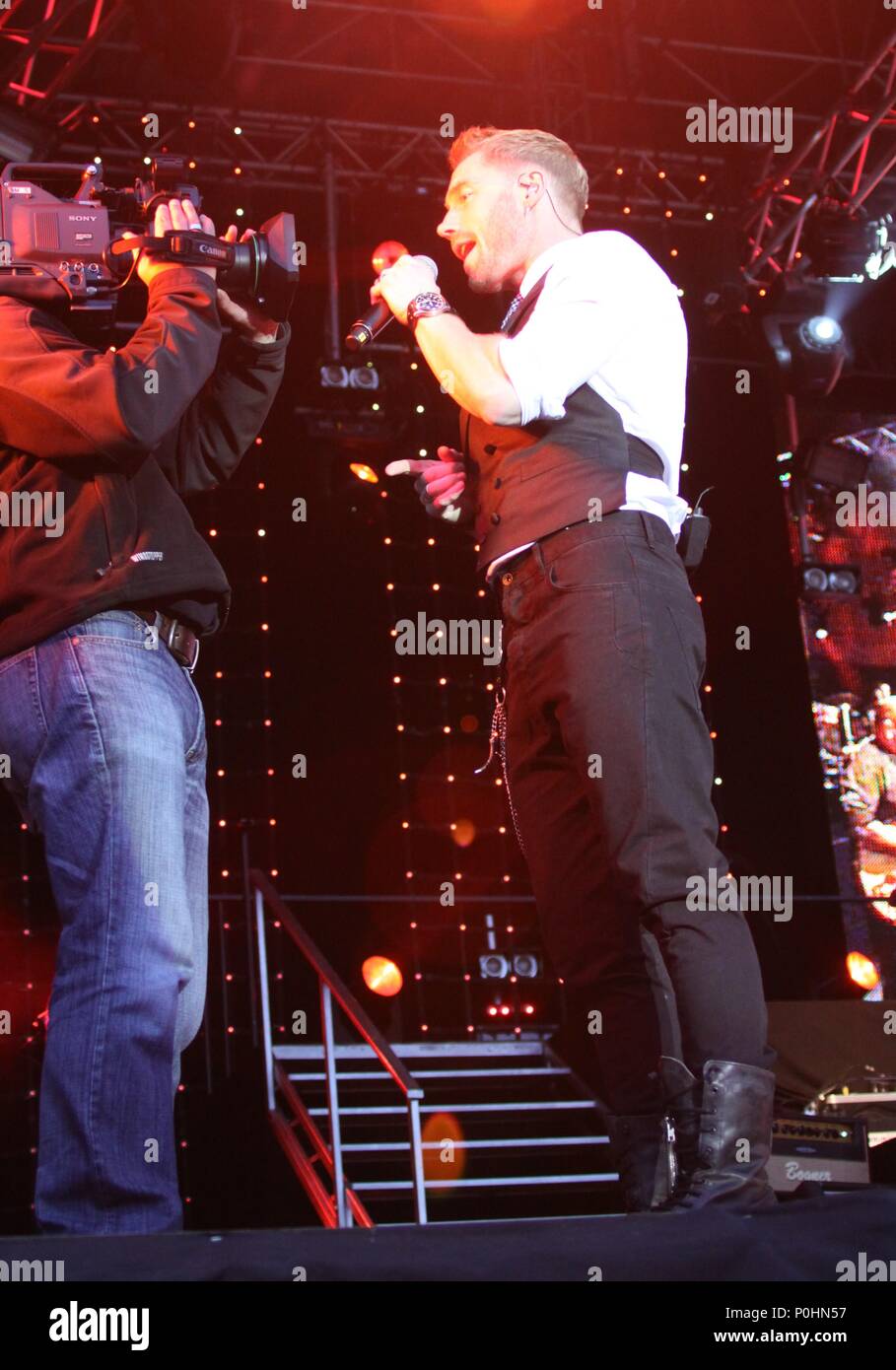 WIGAN,UK, RONAN KEATING @ HAIGH HALL CREDIT IAN FAIRBROTHER/ALAMY STOCK ...