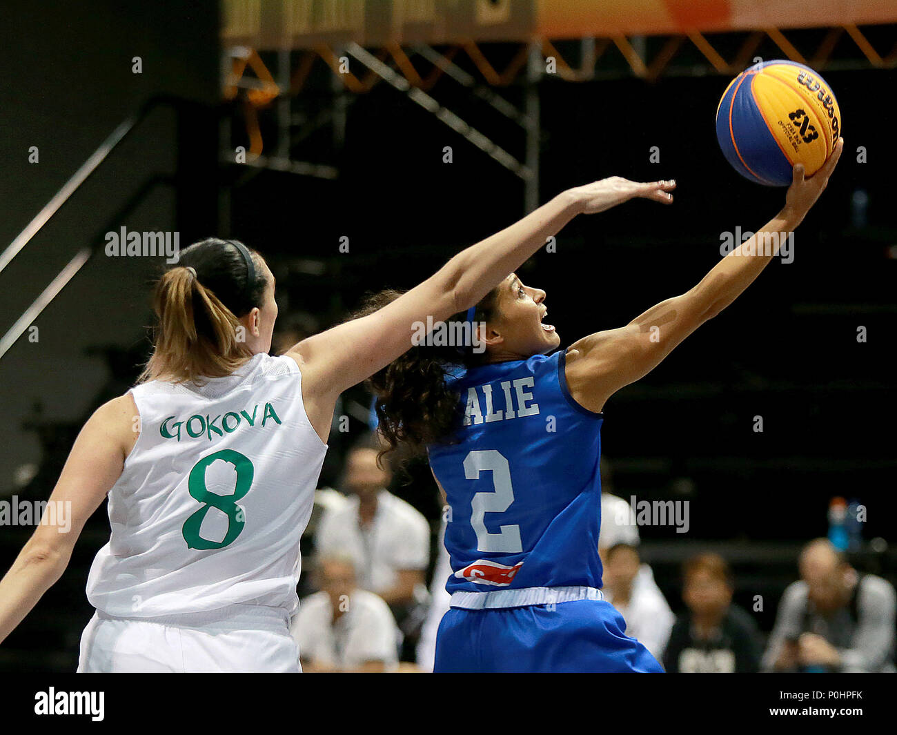 Bulacan, Philippines. 9th June, 2018. Rae Lin D'Alie of Italy (R ...