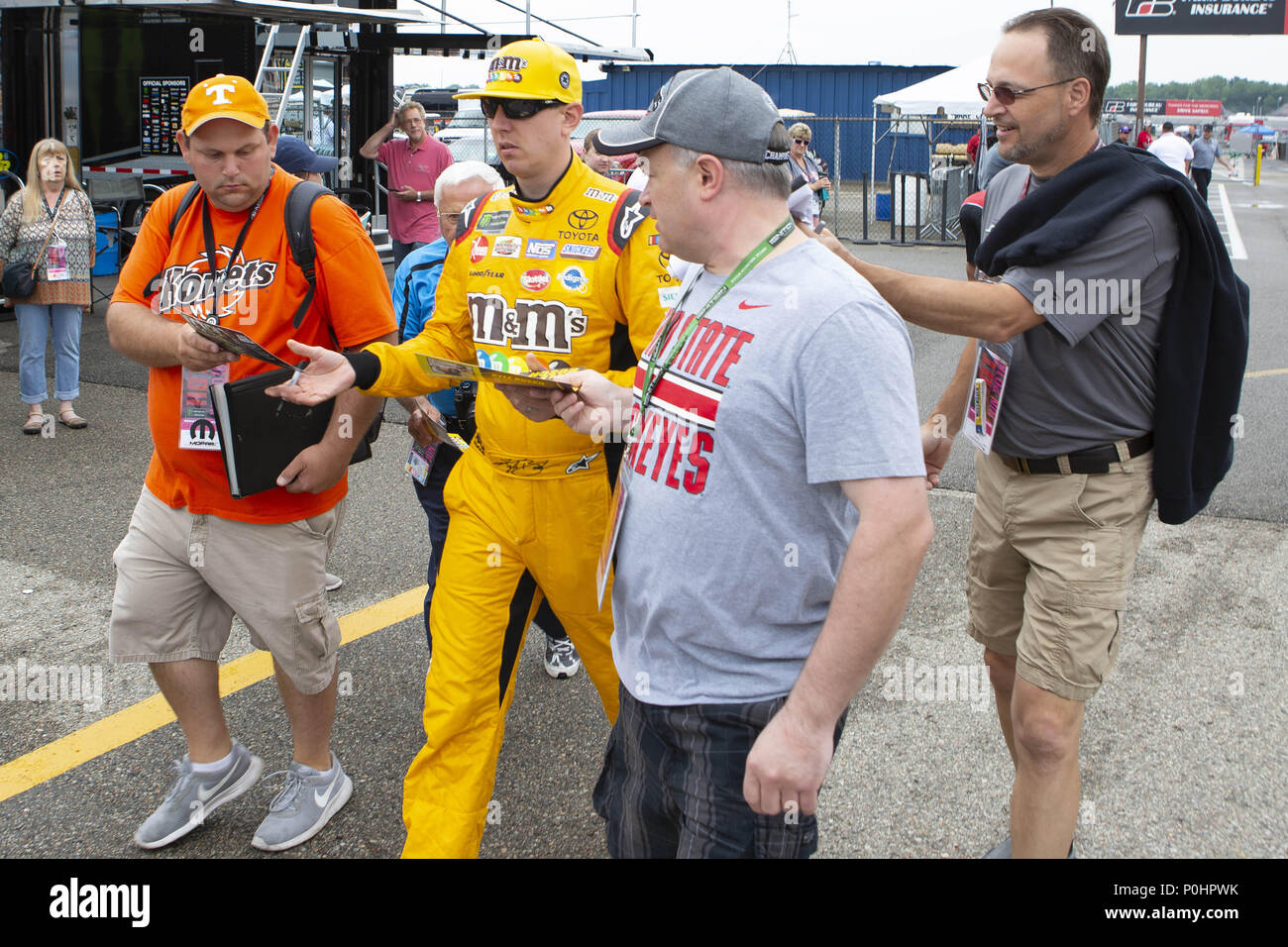 Brooklyn, Michigan, USA. 12th May, 2018. NASCAR driver KYLE BUSCH (18 ...