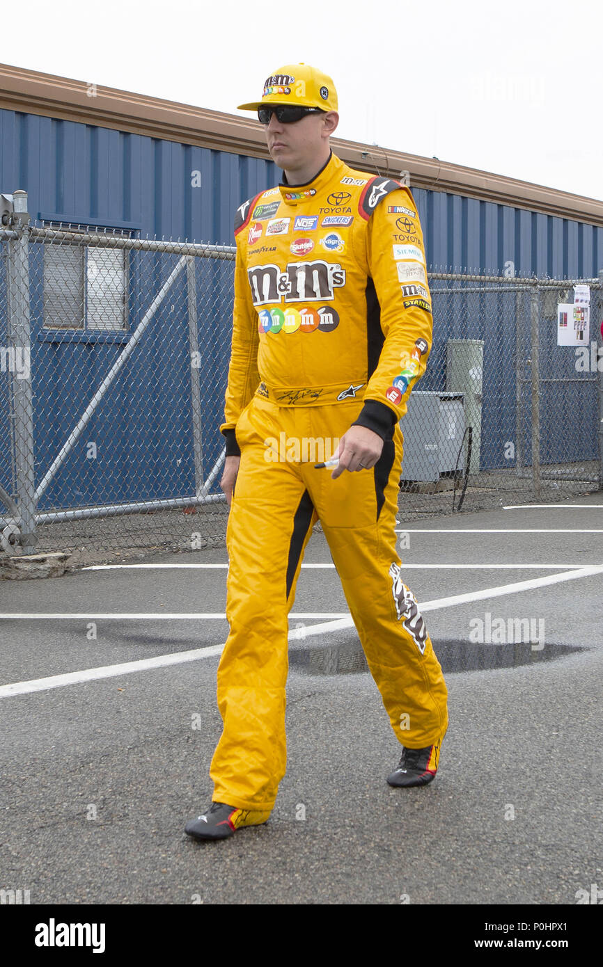 Brooklyn, Michigan, USA. 12th May, 2018. NASCAR driver KYLE BUSCH (18 ...