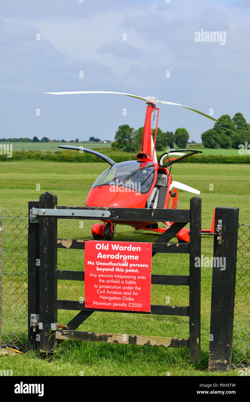 Gyrocopters hi-res stock photography and images - Alamy